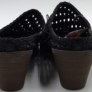 Universal Thread | Shoes | Woven Heeled Mules Universal Threadblack ...